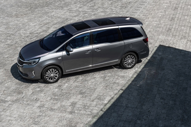 2021款别克GL8陆上公务舱上市 23.29万-32.99万元_头条推荐汽车_新民网